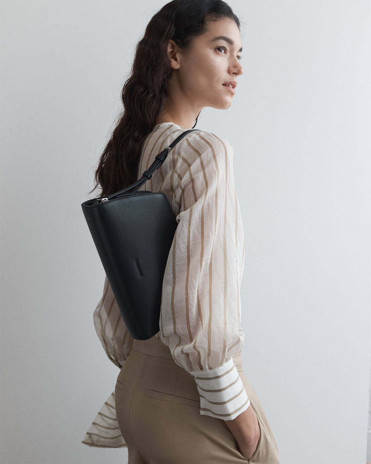Clara Bag in Black | The Horse USA